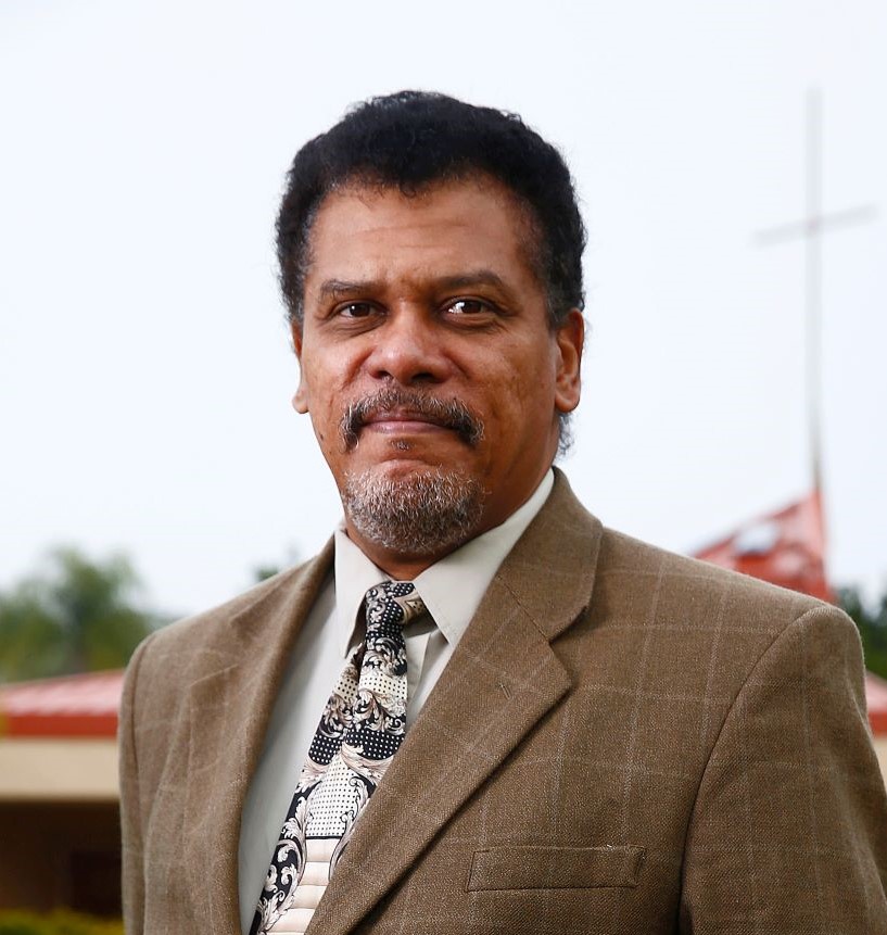 Ismael Hernandez
